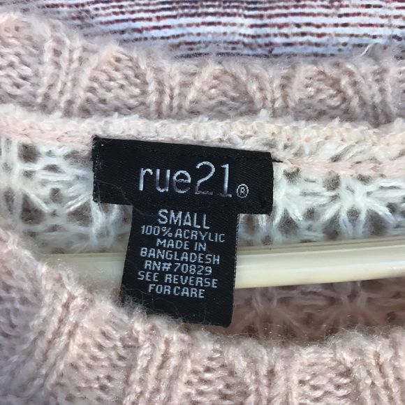 Rue21 | Sweaters | Rue 2 Sweater Size Small | Poshmark